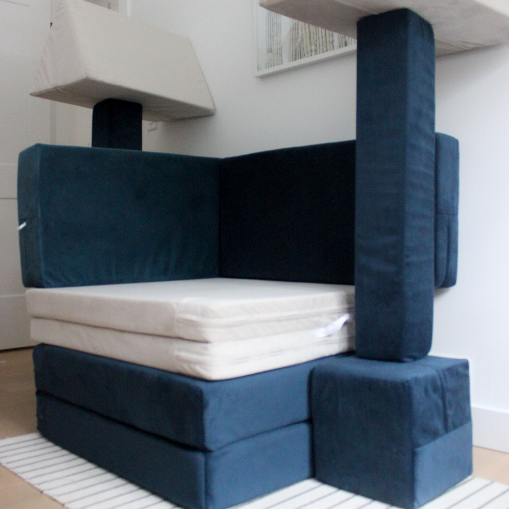 Cushy Kits – Cushy Couch