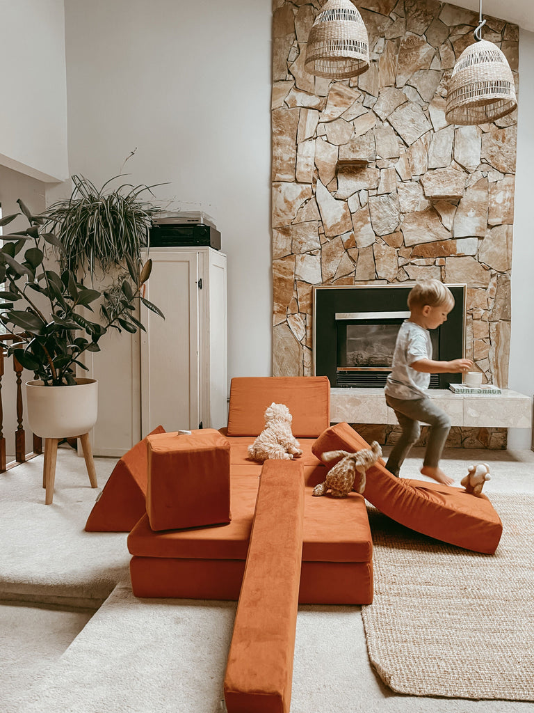 Cushy Kits – Cushy Couch